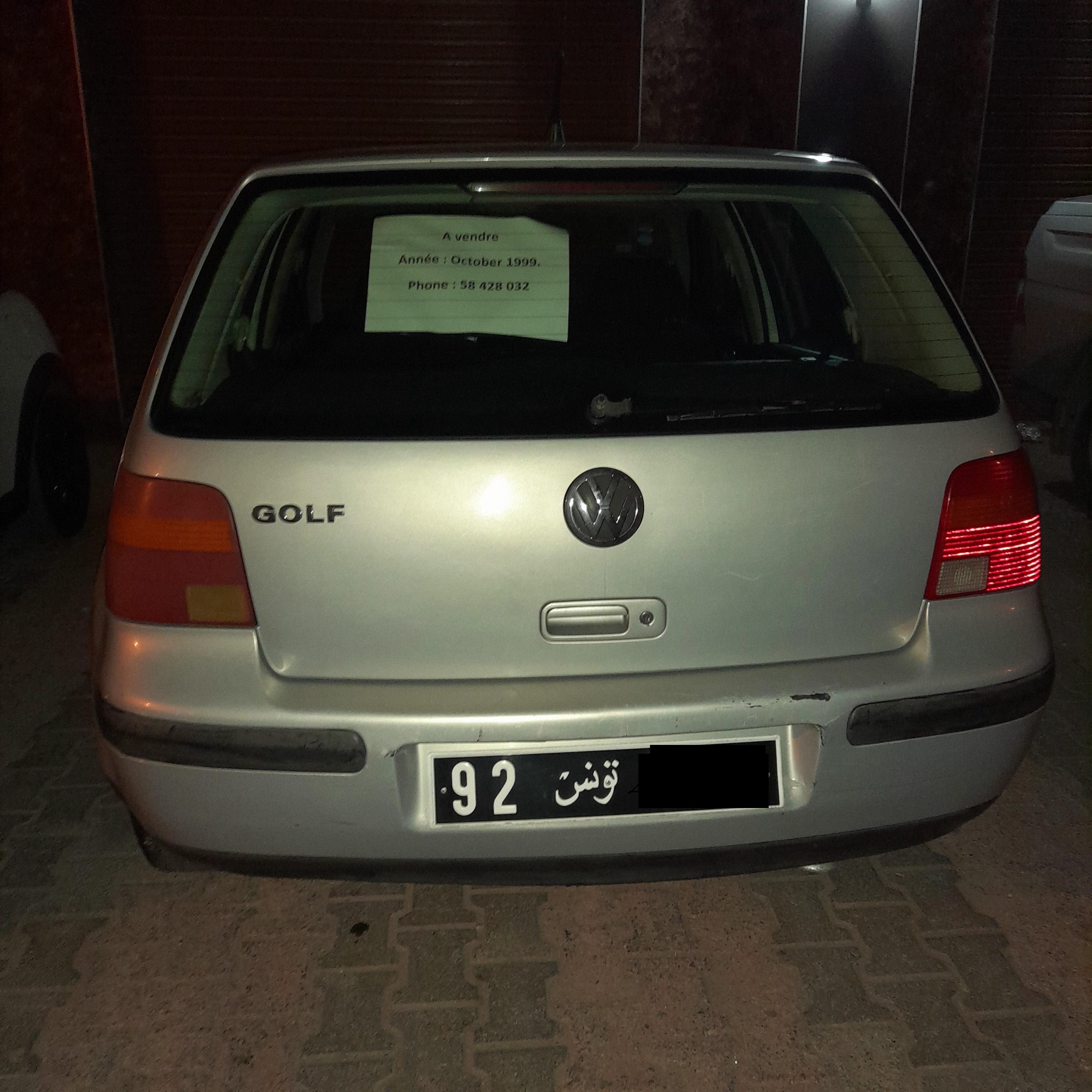Volkswagen Golf 4 - 1999 Essence 5 CV à Sfax - autoprix.tn