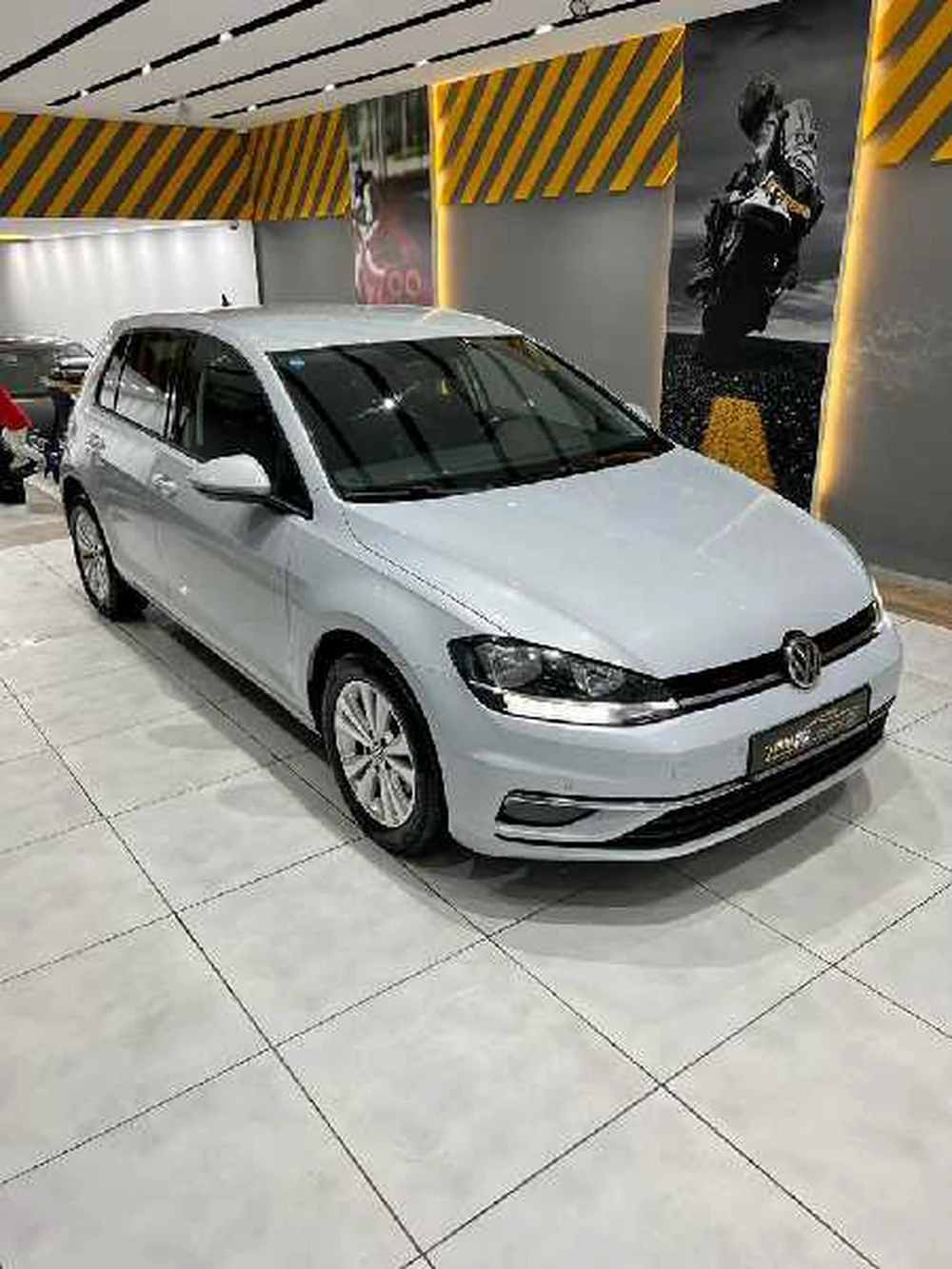Volkswagen Golf 7 - 2018 Diesel 6 CV à Nabeul - autoprix.tn