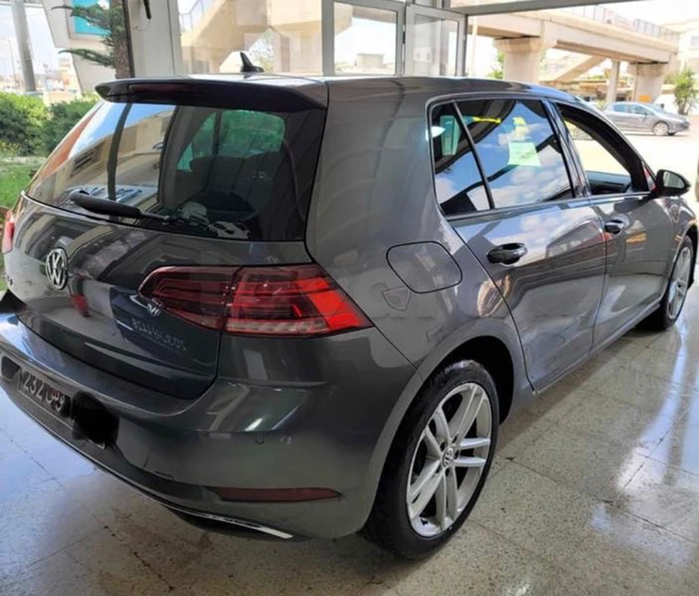 Volkswagen Golf 7 - 2018 Essence 5 CV à Tunis - autoprix.tn