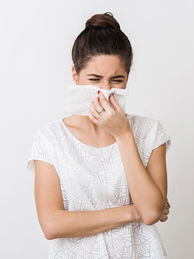 Infectious Diseases Specialist Dr Anita Mathew Explains Common Colds ...