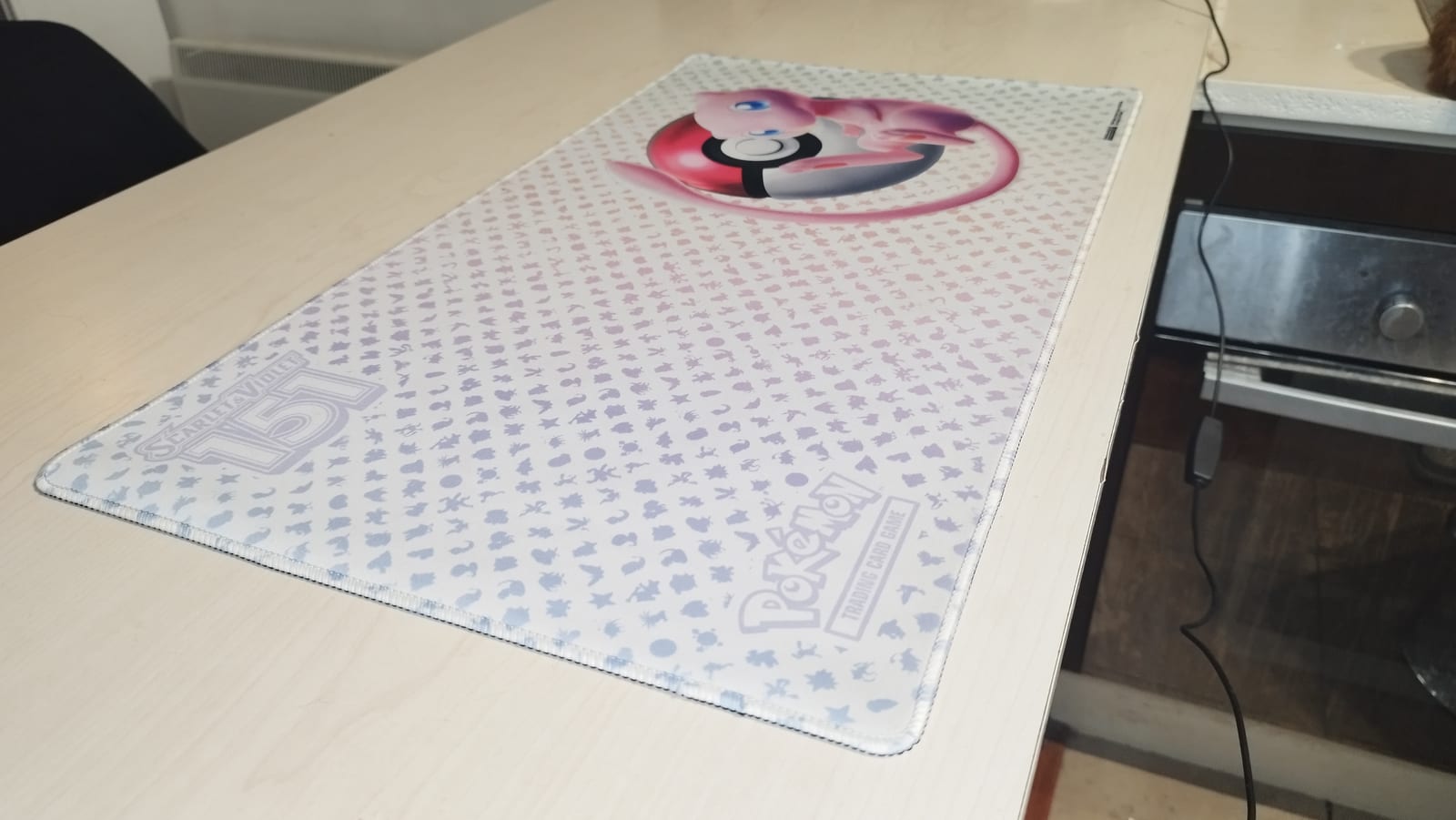 Playmat Mew 151 Ultra Premium Colection - TCGmatch Chile