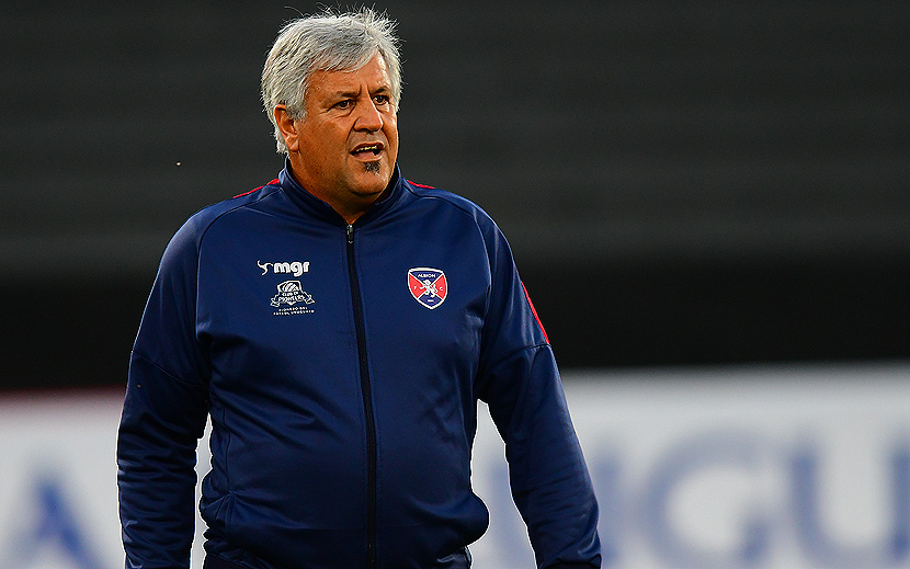 Tenfield.com » Gayol: “Ganamos con juego y entrega”