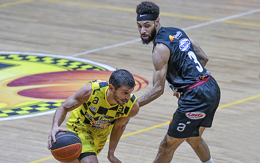 Tenfield.com » LUB: Larre Borges arrollador