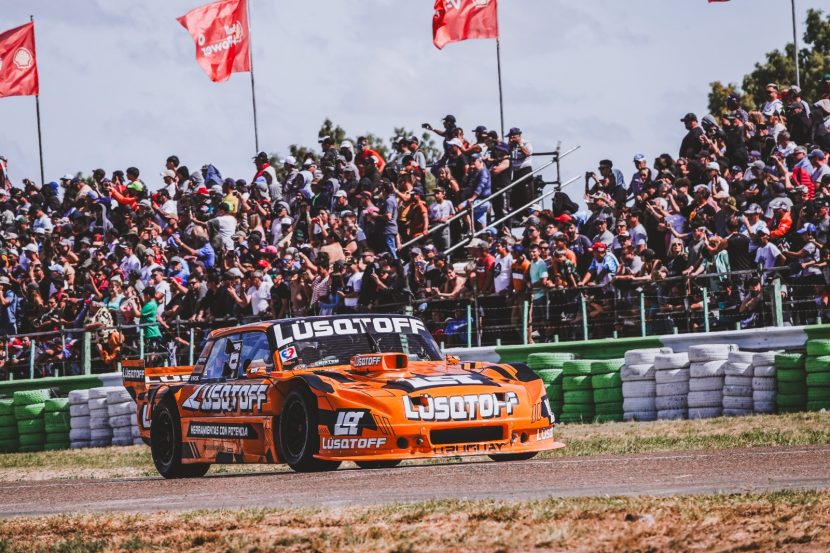 Tenfield.com » Lambiris avanza y suma fuerte