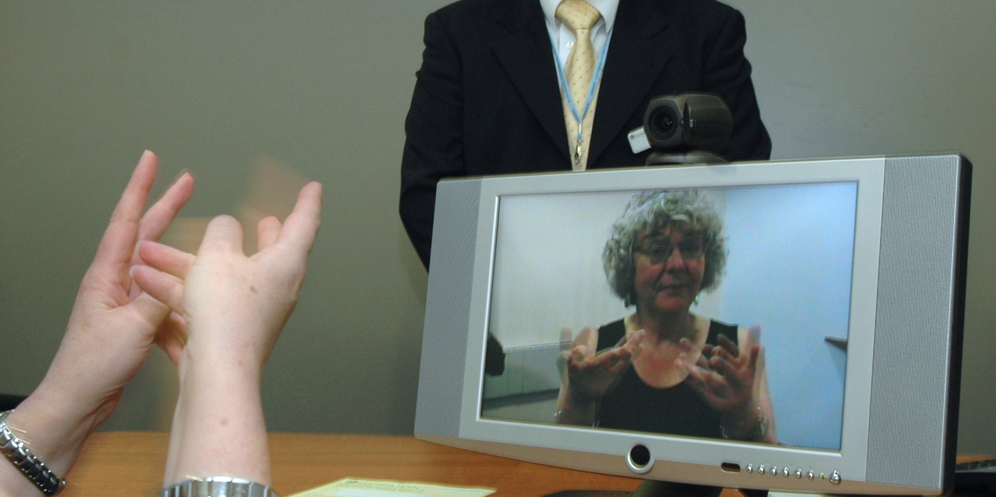 Made up sign language causes confusion in deaf community - TFN