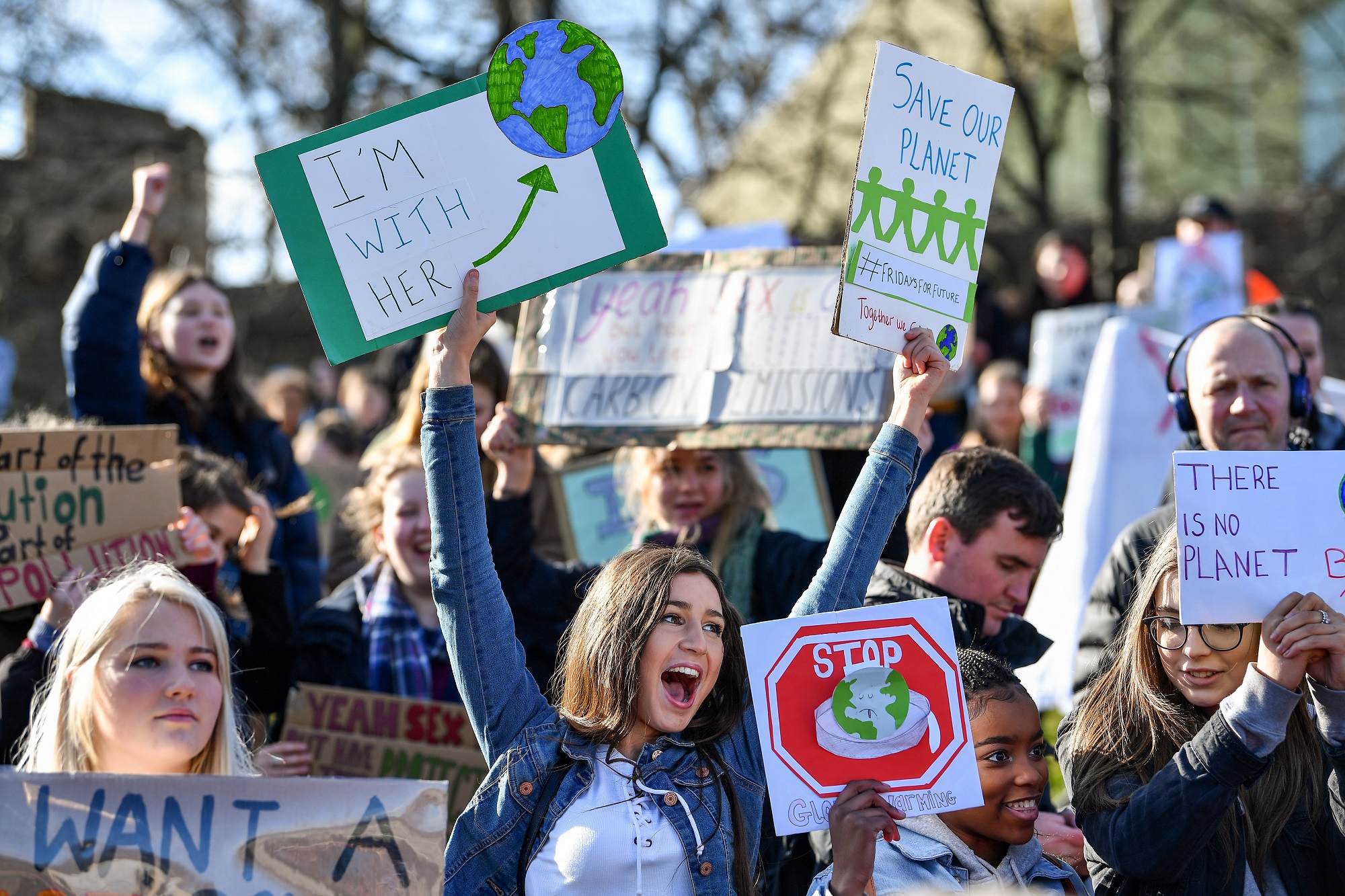 Young climate campaigners announce school strikes - TFN