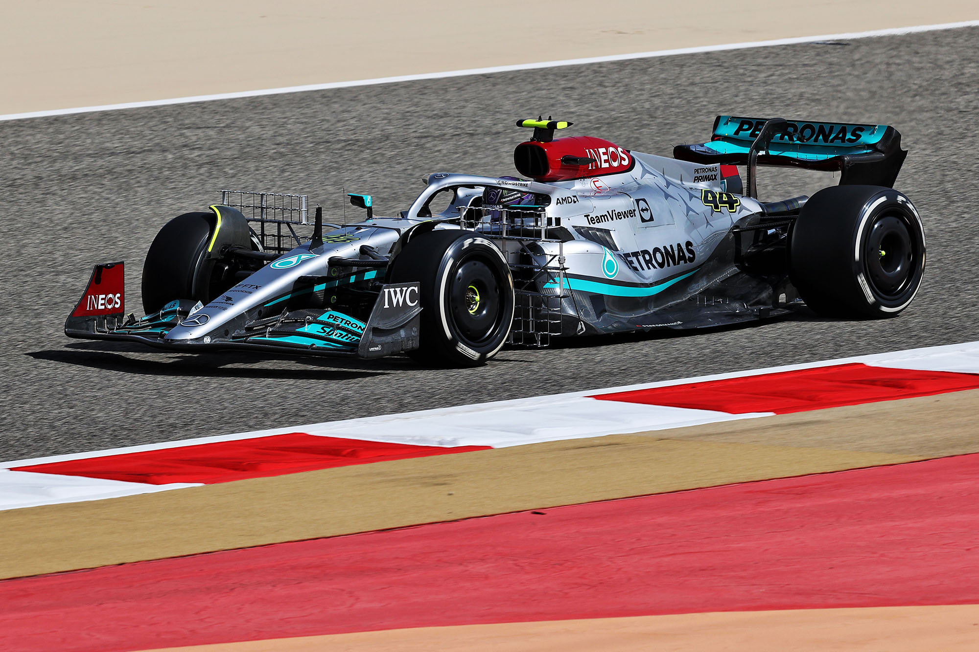 Upgraded Mercedes F1 car emerges with minimised sidepods - The Race
