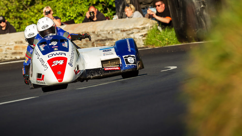 Father-son duo killed in sidecar Isle of Man TT crash | Flipboard