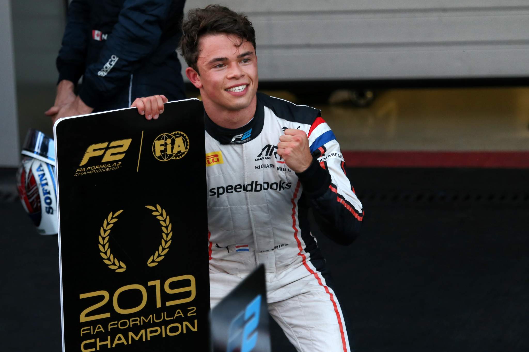 How ‘sole agent’ De Vries has forged his own path to F1 - The Race