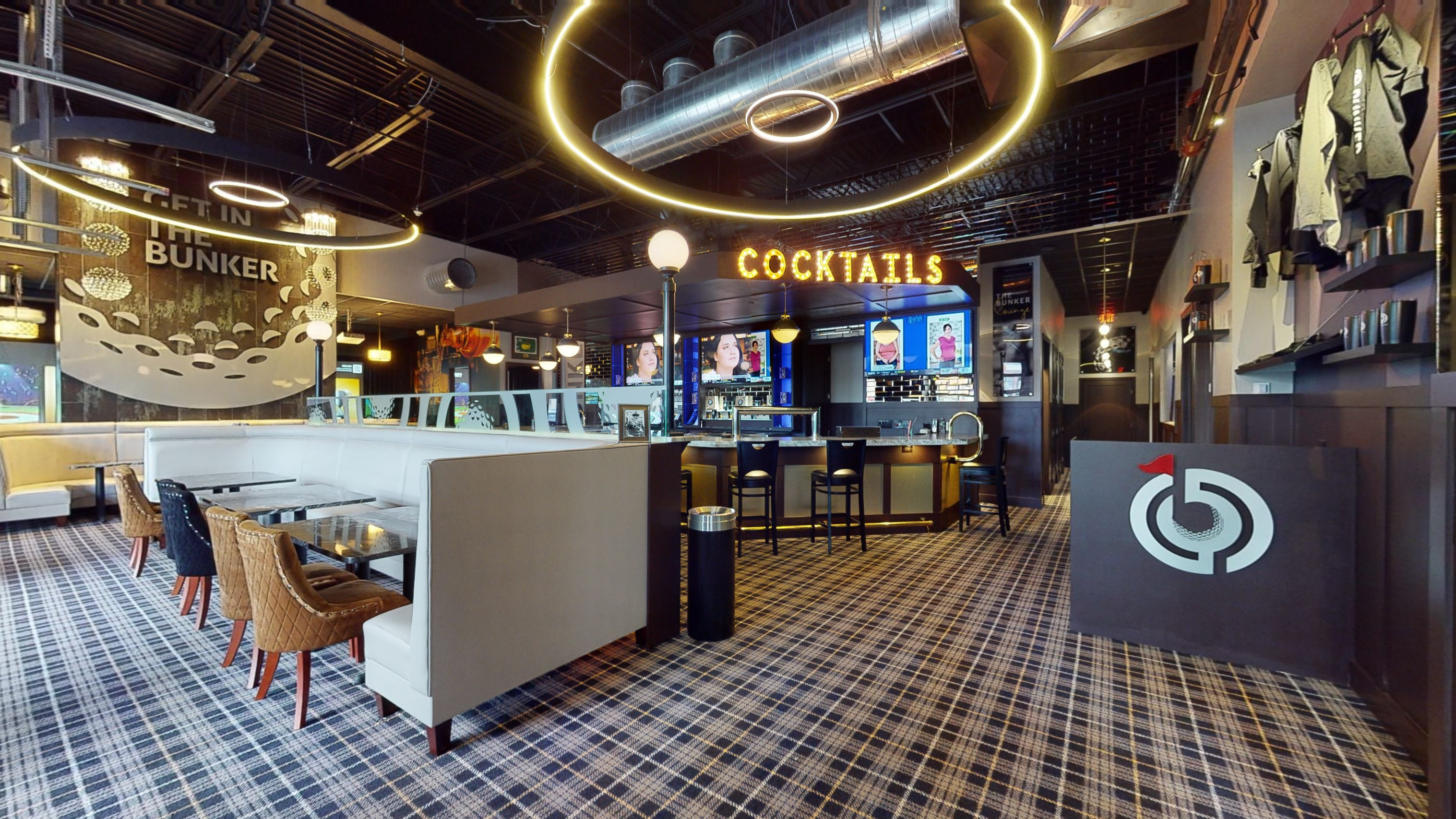 The Bunker | Indoor Golf & Lounge