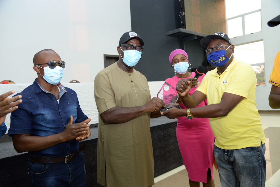 Edo NUJ Honours Obaseki for Innovative Leadership, Outstanding ...