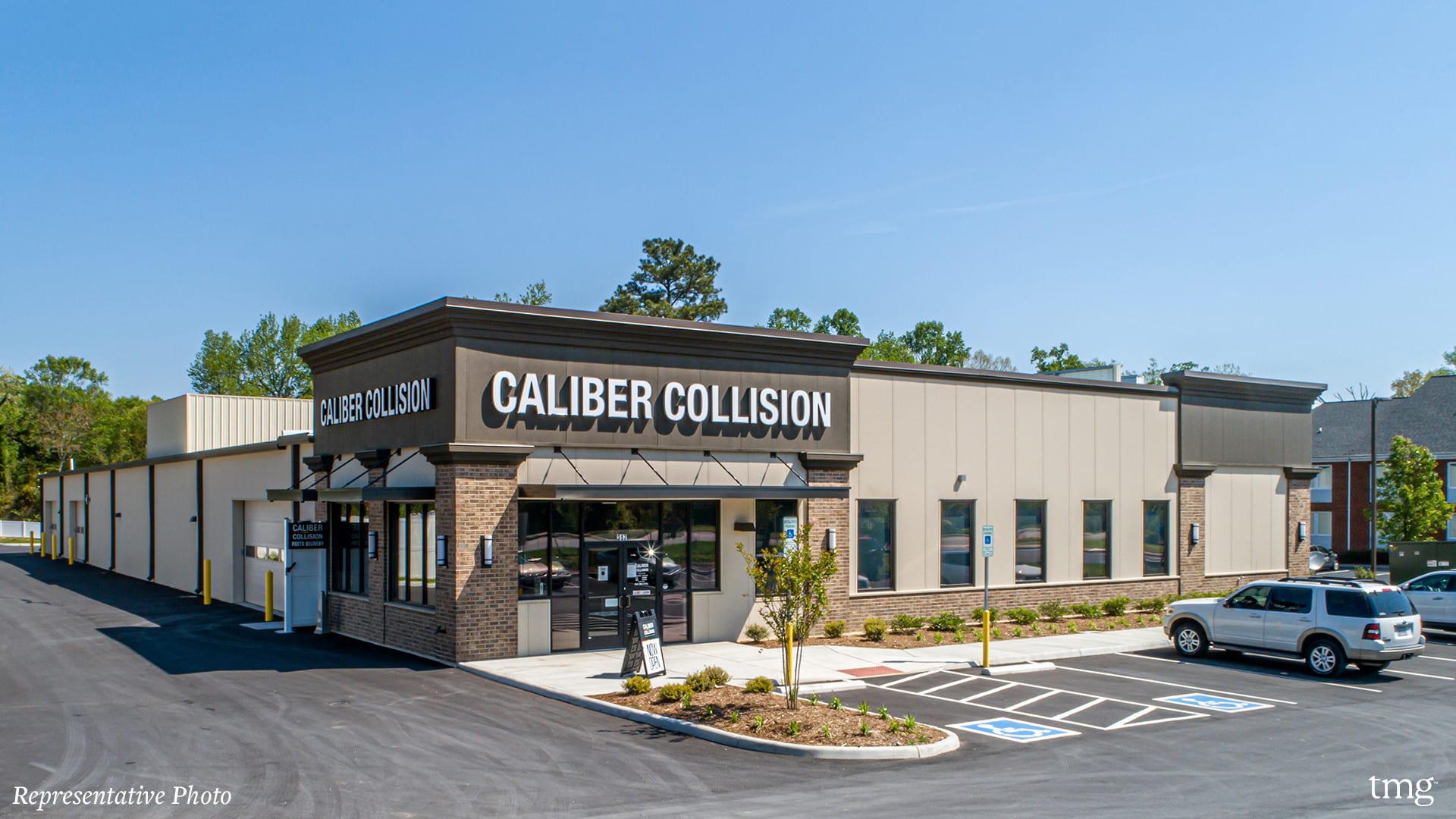 CALIBER COLLISION CENTER | The Mansour Group