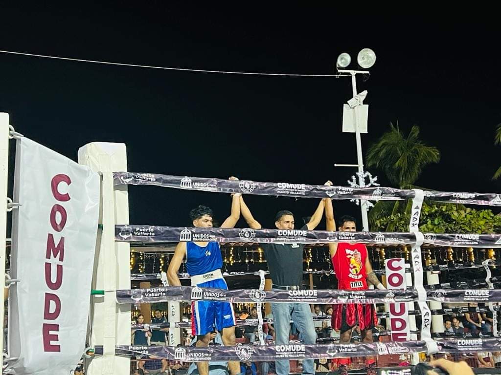 Emocionante exhibición de box social en La Lija