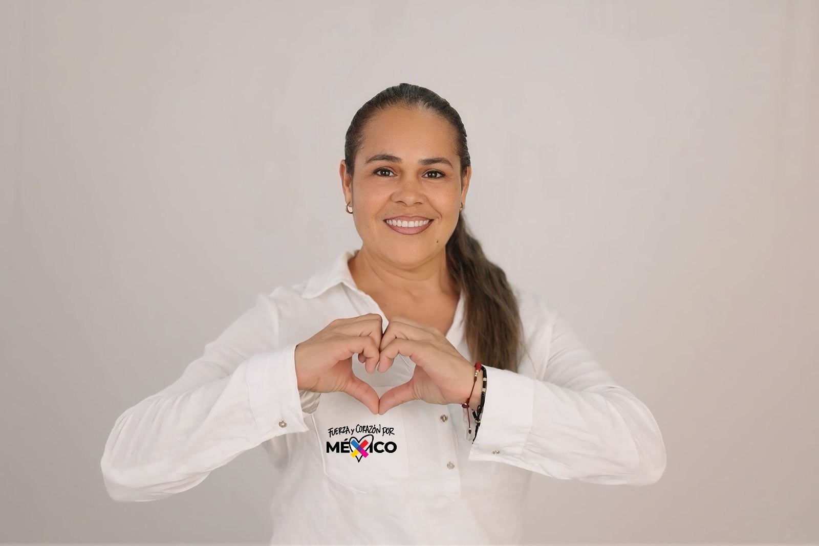 Marisol López es la candidata a la diputación local de la costa
