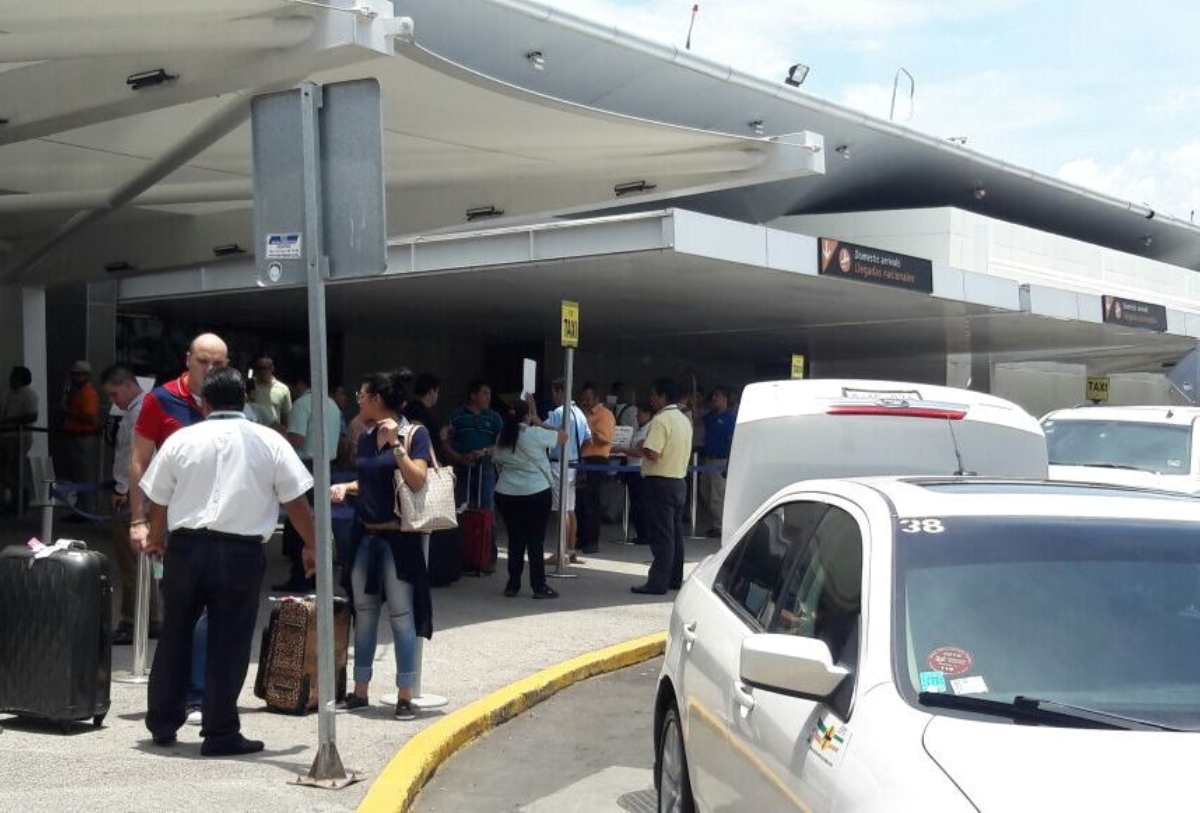“Check-in” se hace manual en Aeropuerto de Vallarta por caída de sistema