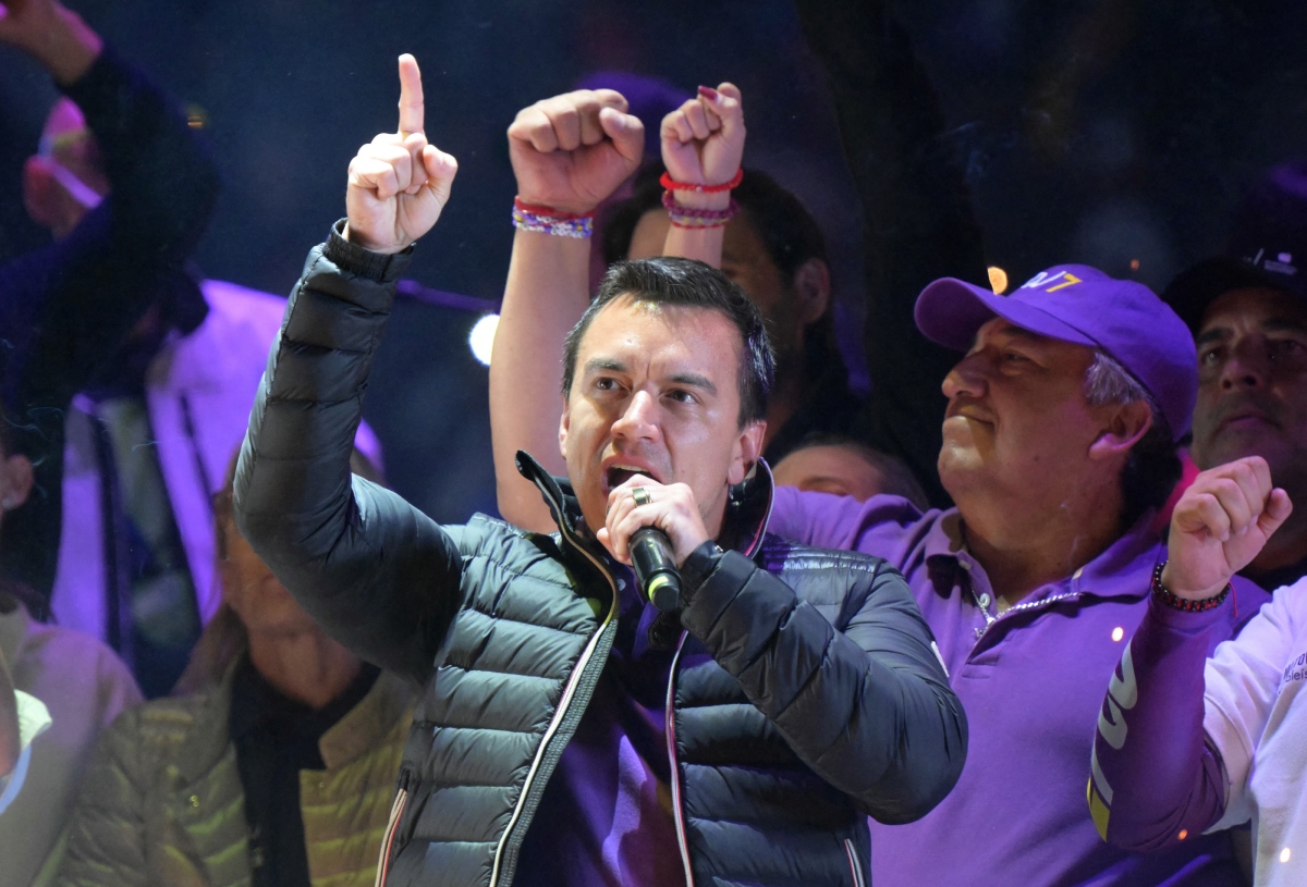 Noboa celebra su paso al balotaje presidencial de Ecuador