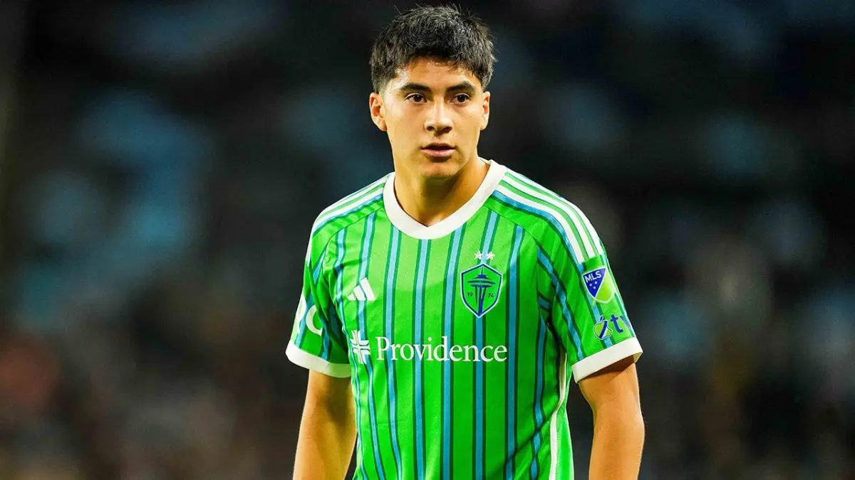 Obed Vargas, en el top 10 de los mejores jugadores Sub 20