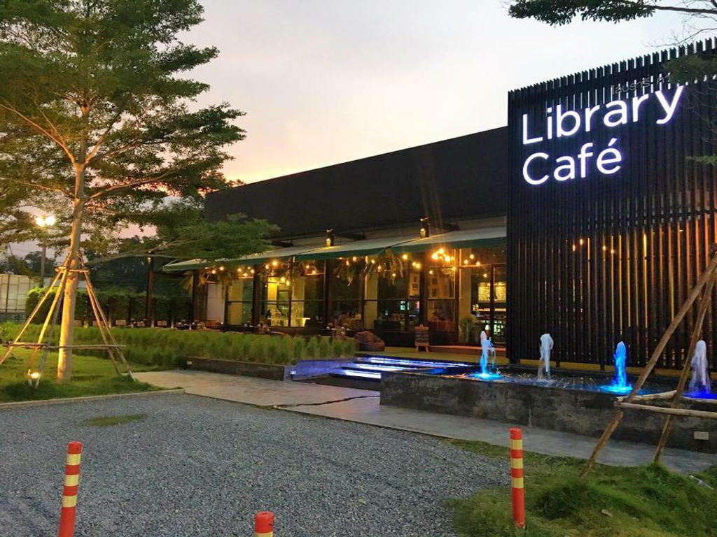 Library Cafe' Kanchanaburi | ดูข้อมูลที่เที่ยวบน TripNiceDay