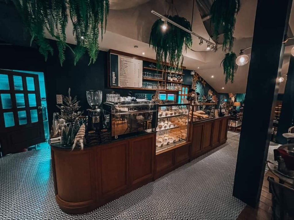 MEROS Coffee & Eatery | ดูข้อมูลที่เที่ยวบน TripNiceDay