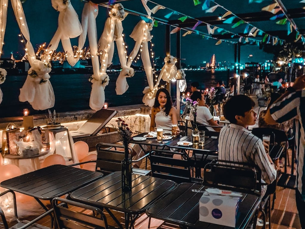 Tanee Beer Tap | ดูข้อมูลที่เที่ยวบน TripNiceDay