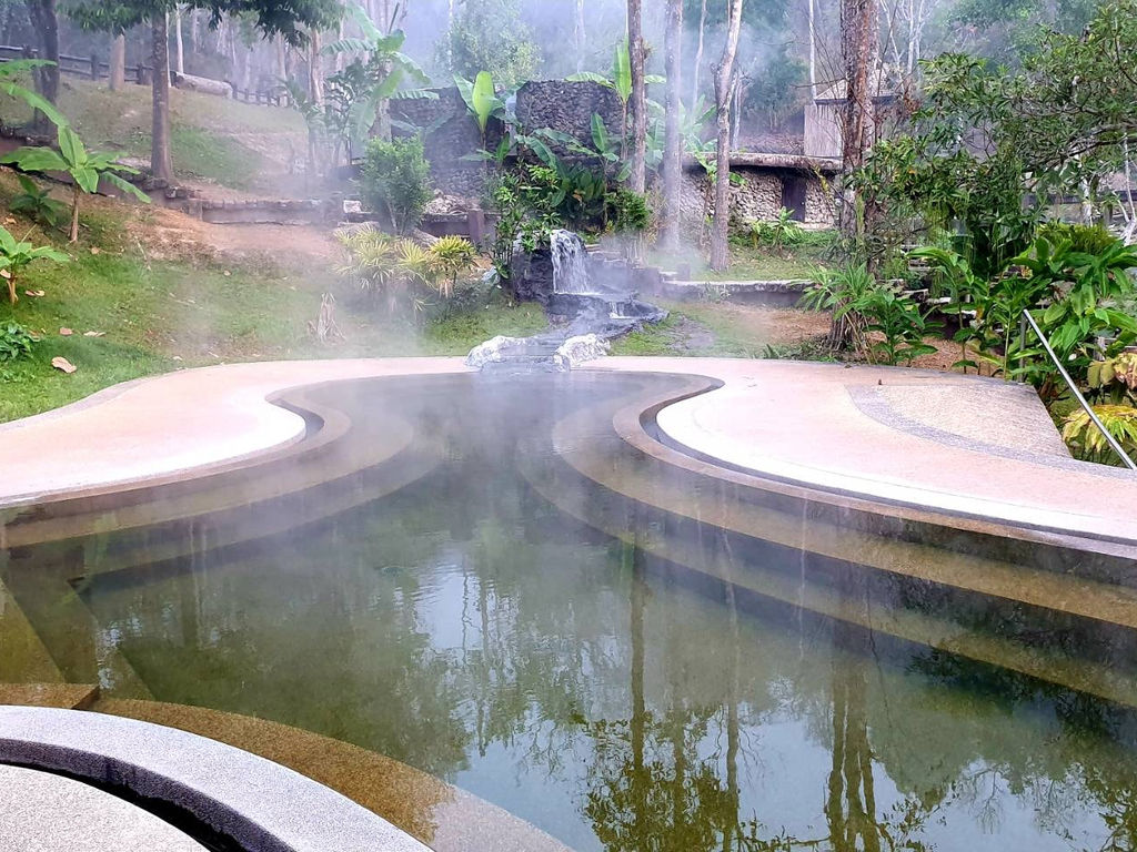 Pong Dueat Hot Springs | Find & View Tourist Attractions on Tripniceday