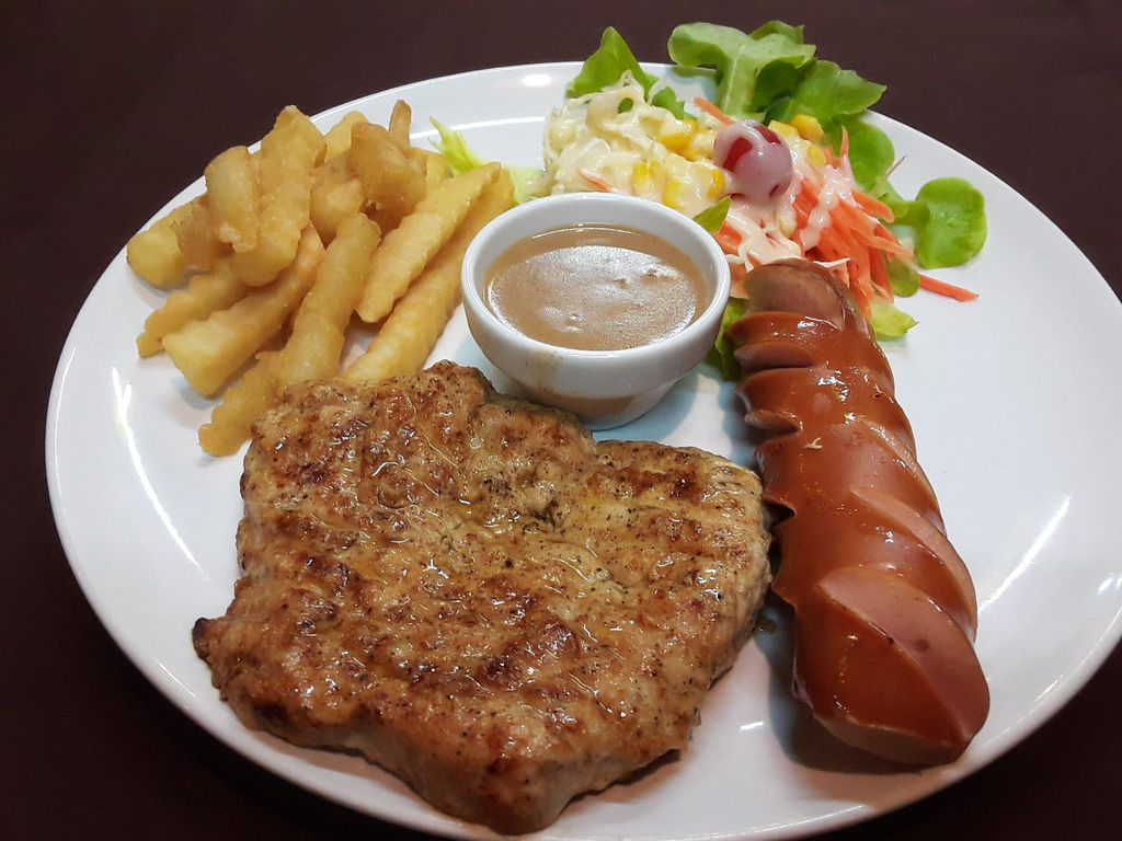 Indy and the Gang Kitchen | Find & View Tourist Attractions on Tripniceday