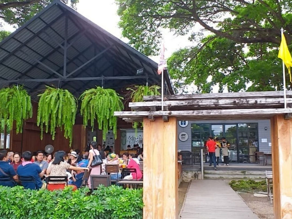 The Foresta Garden Café | ดูข้อมูลที่เที่ยวบน TripNiceDay
