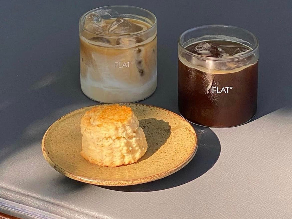 FLAT cafe | ดูข้อมูลที่เที่ยวบน TripNiceDay