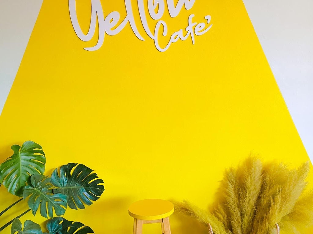 yellow cafe | ดูข้อมูลที่เที่ยวบน TripNiceDay