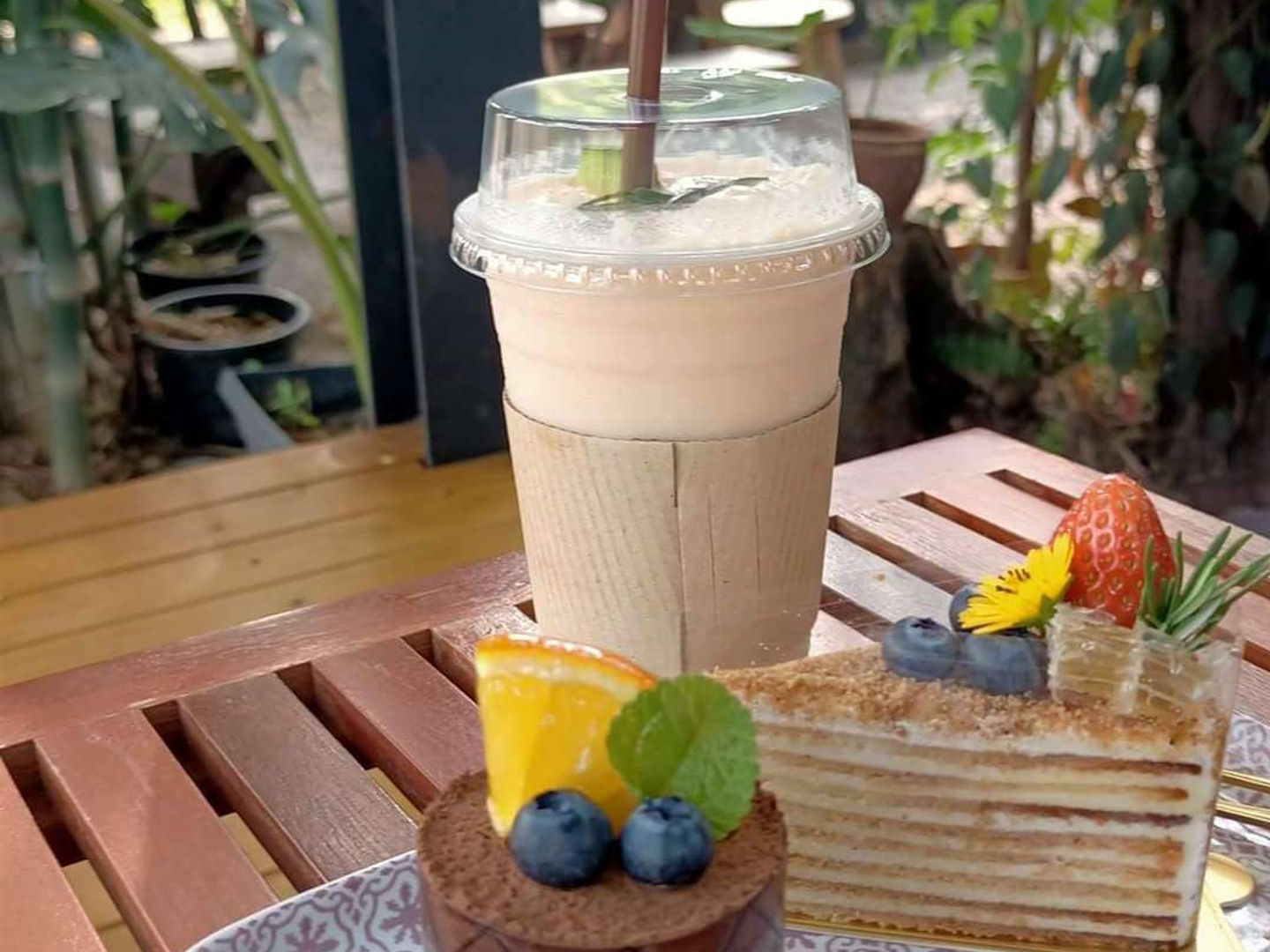 Melon Me | ดูข้อมูลที่เที่ยวบน TripNiceDay