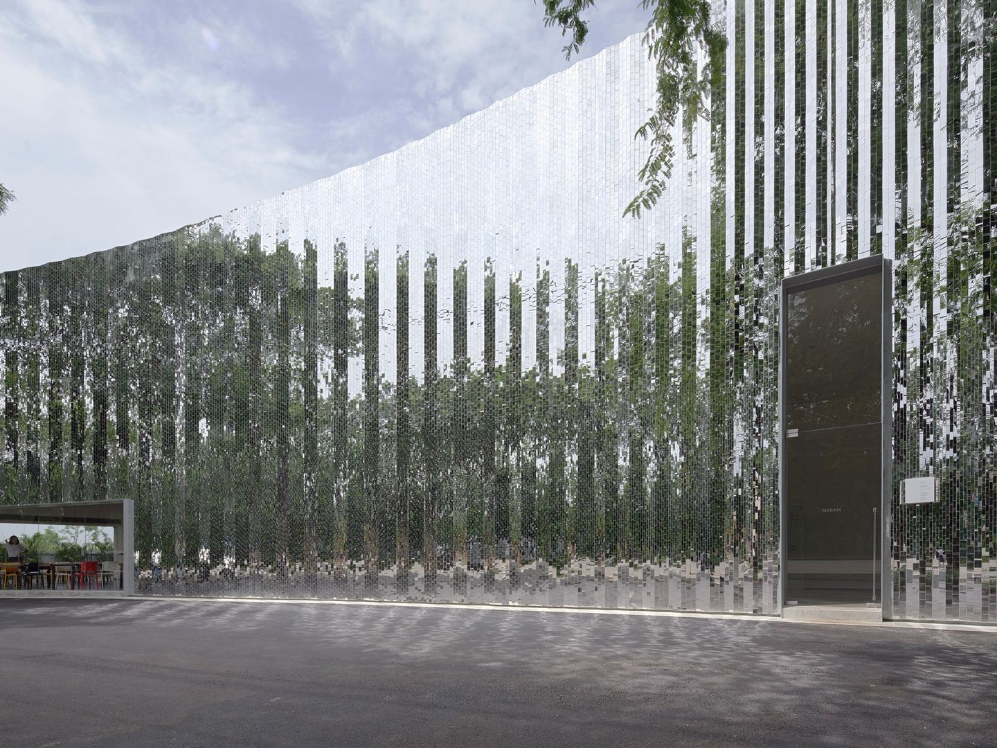 Brand New Museum of Contemporary Art | Find & View Tourist Attractions ...