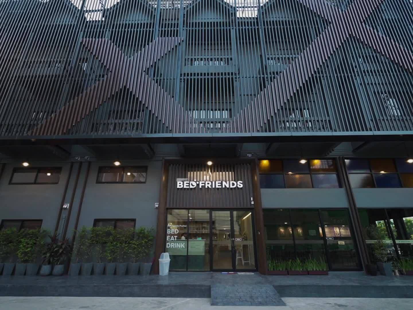 Bed-friends Poshtel เบด-เฟรนด์ พอชเทล | ดูข้อมูลที่เที่ยวบน TripNiceDay