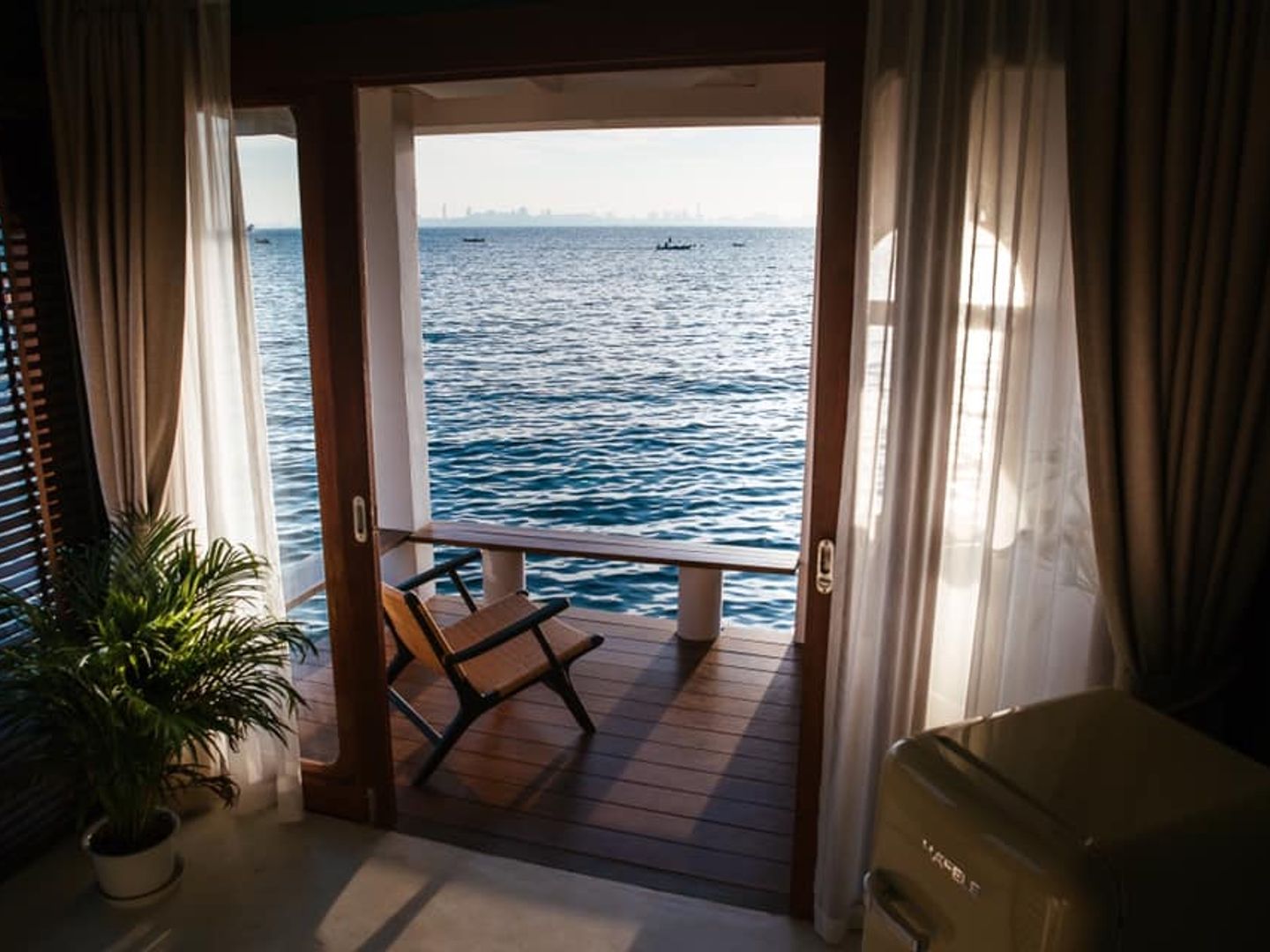 Radda Sea House | ดูข้อมูลที่เที่ยวบน TripNiceDay