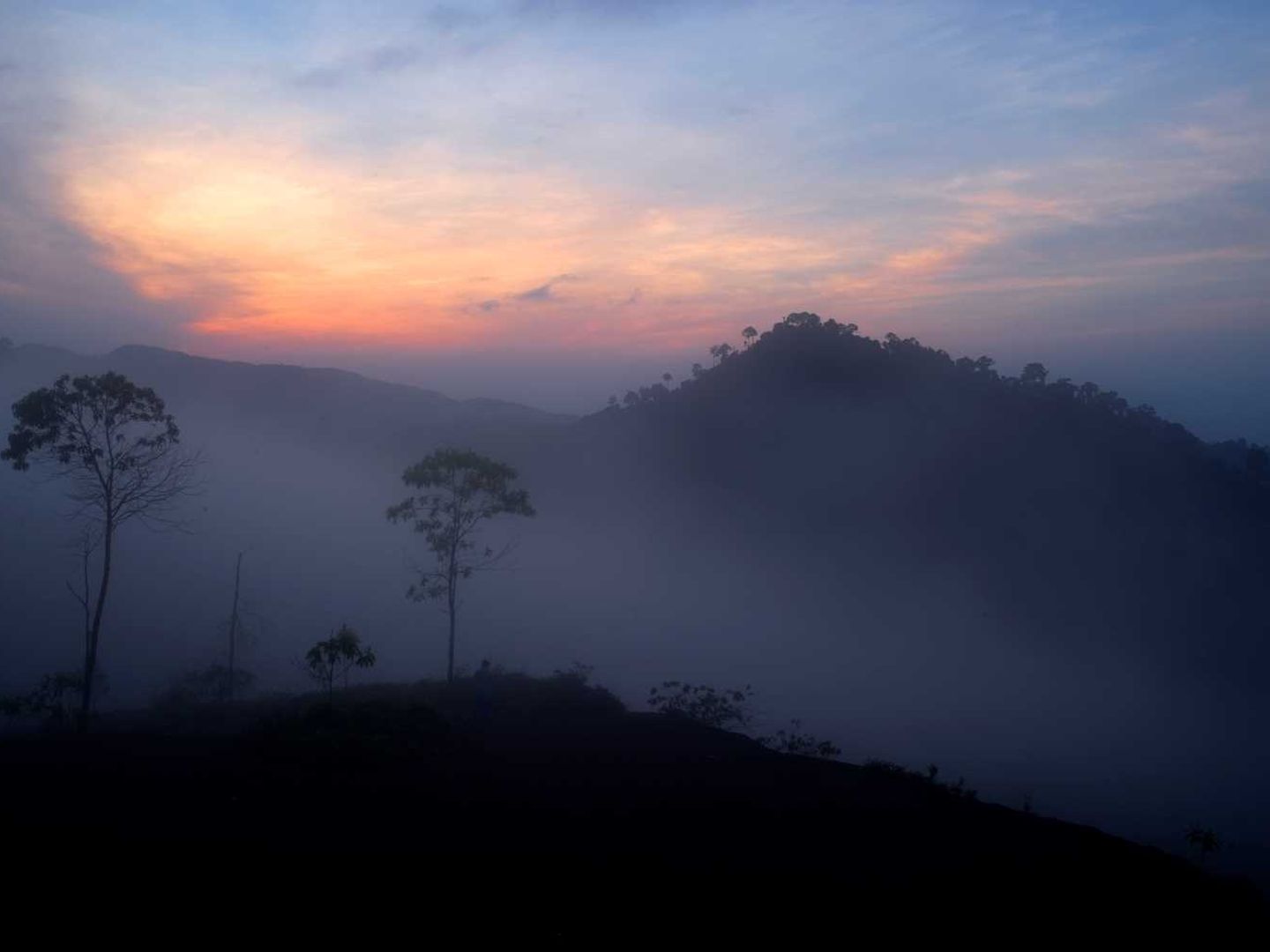 The viewpoint of the sea of mist on the top of Khao Lek (Sea of Mist ...
