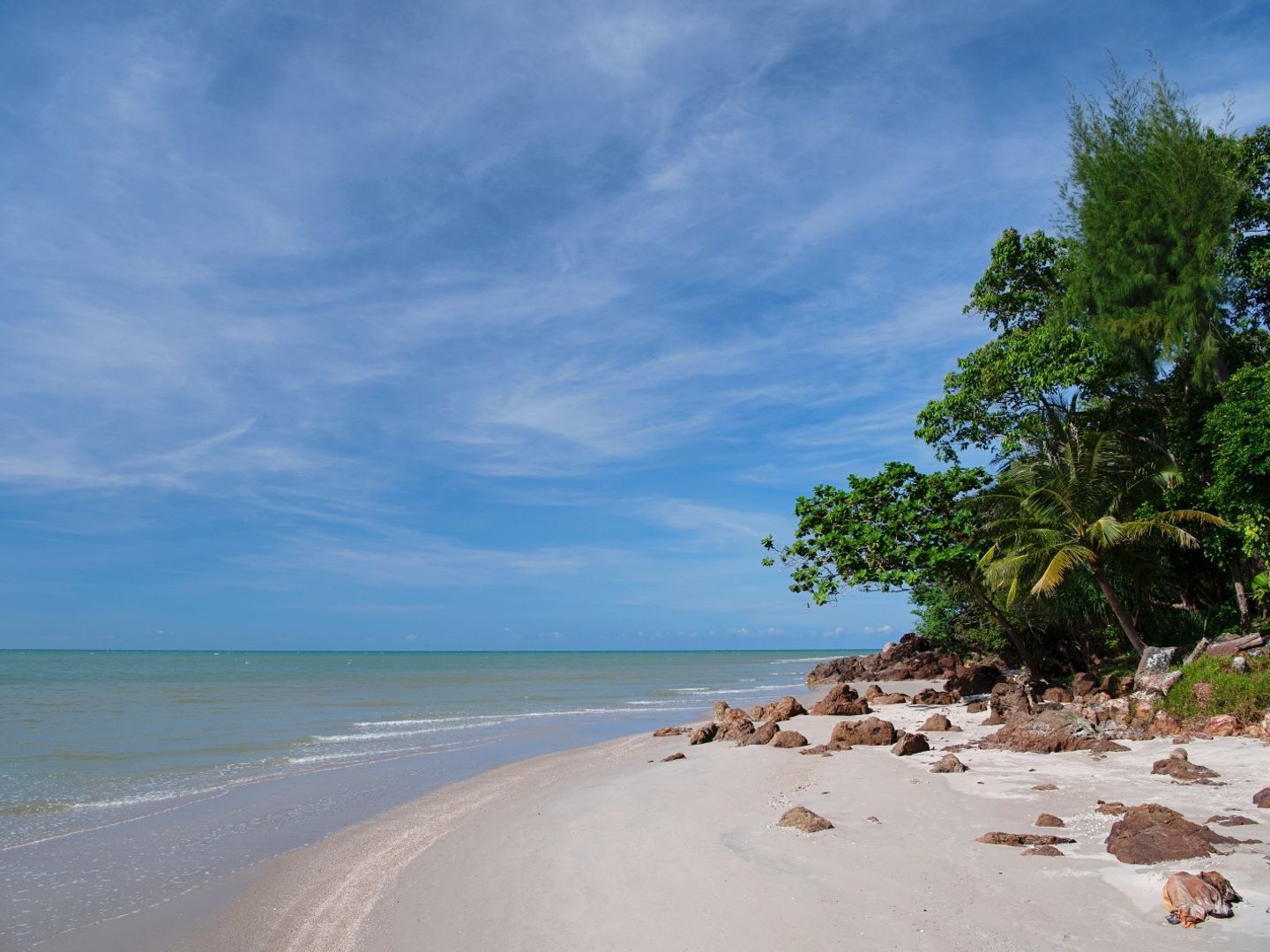 Sakom Beach | Find & View Tourist Attractions on Tripniceday