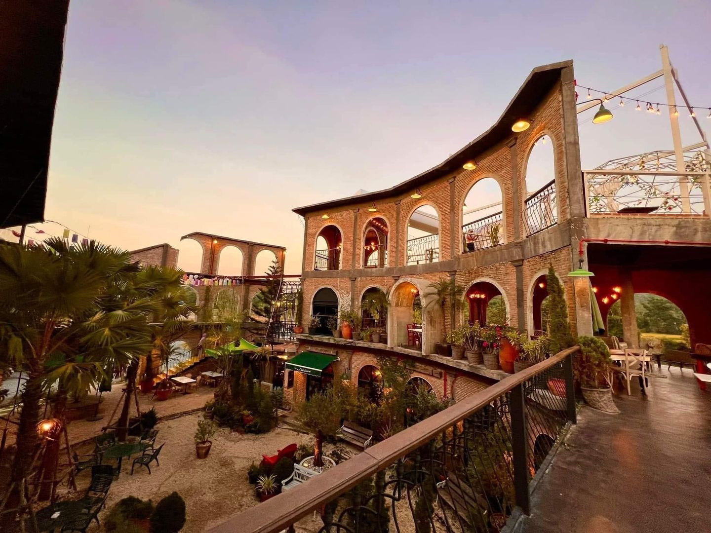 Laura bar & Restaurant สาขา 2 หนองแค สระบุรี | ดูข้อมูลที่เที่ยวบน ...