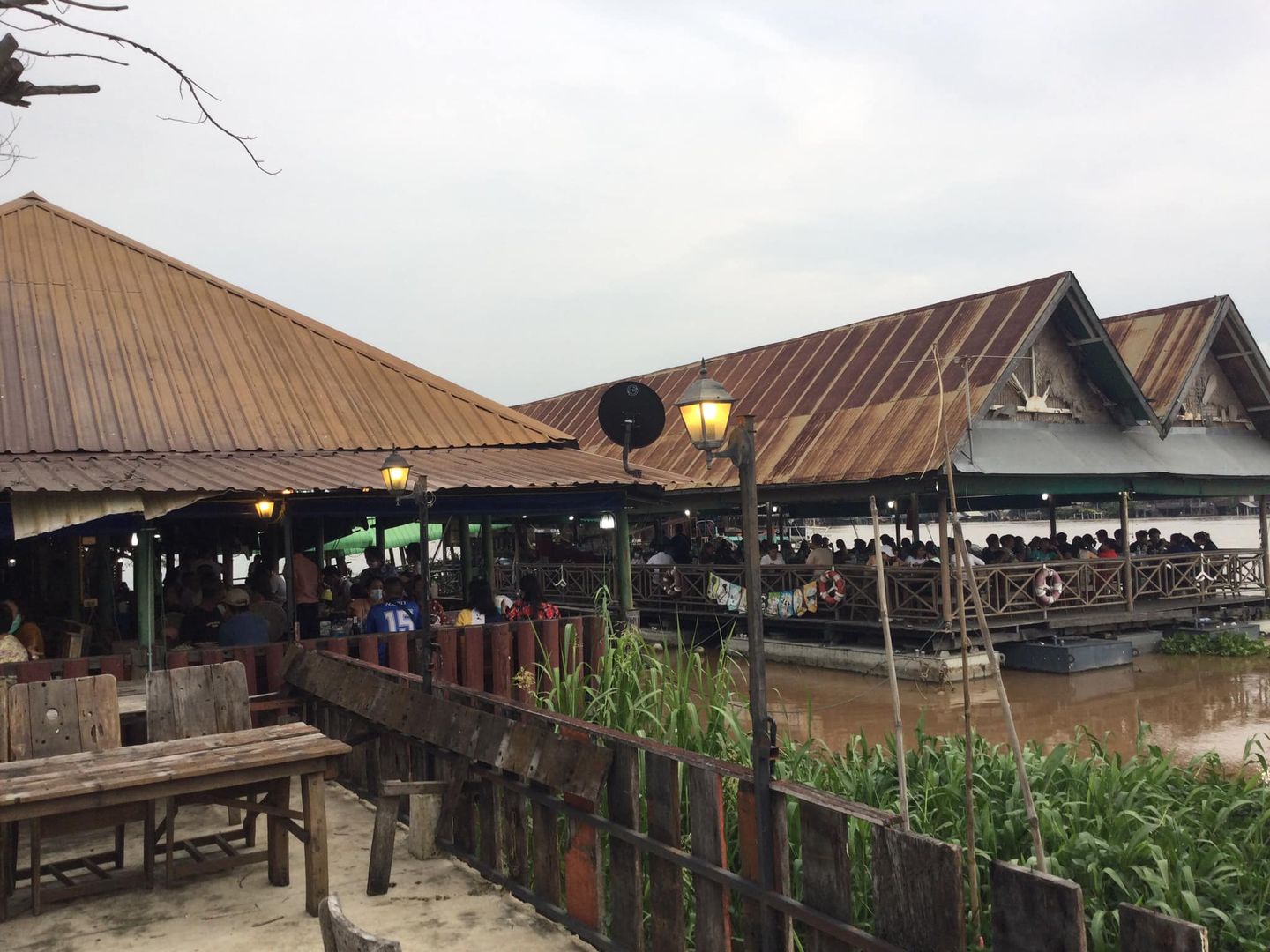 Tonnam Riverview | ดูข้อมูลที่เที่ยวบน TripNiceDay