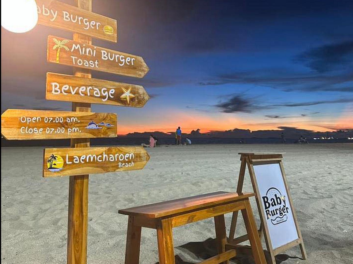 Baby Burger : Laemcharoen Beach | ดูข้อมูลที่เที่ยวบน TripNiceDay
