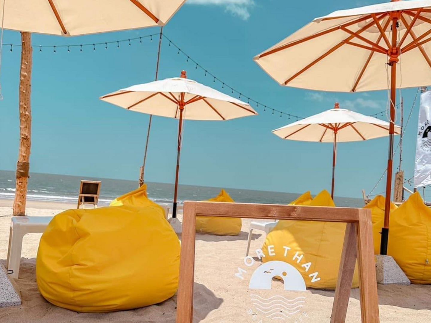 MORE THAN Beach&Cafe | ดูข้อมูลที่เที่ยวบน TripNiceDay