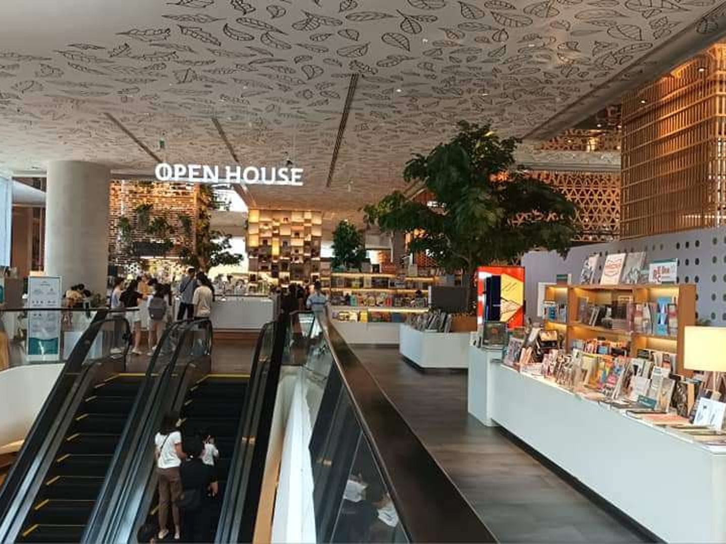 Open House Central Embassy | ดูข้อมูลที่เที่ยวบน TripNiceDay