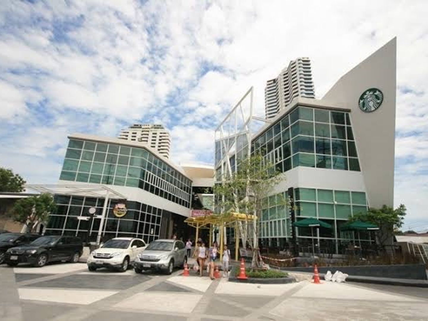 Int-Intersect Rama3 | ดูข้อมูลที่เที่ยวบน TripNiceDay