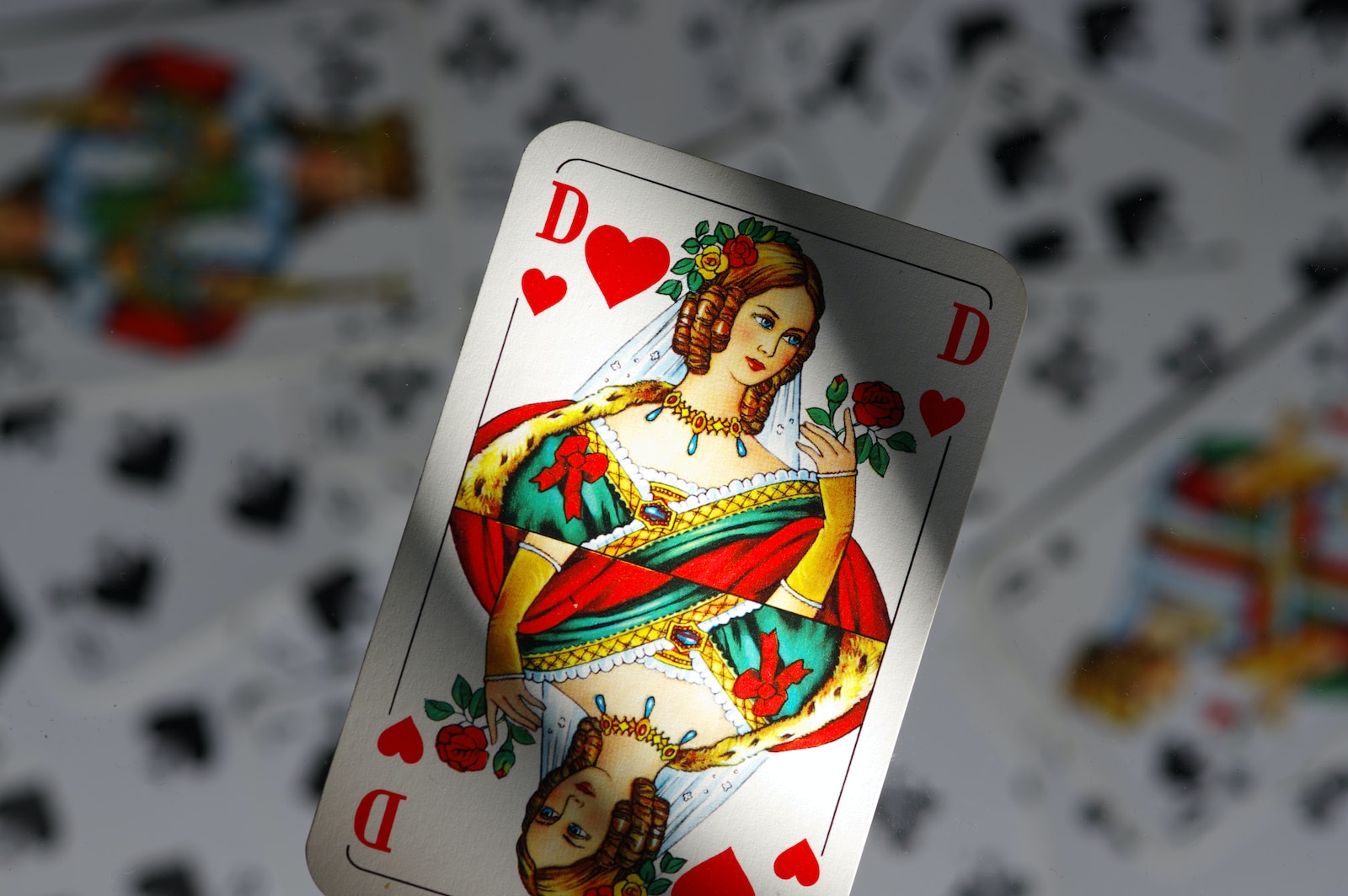 Is There a Card Game Named Yaniv? - Tom Seest