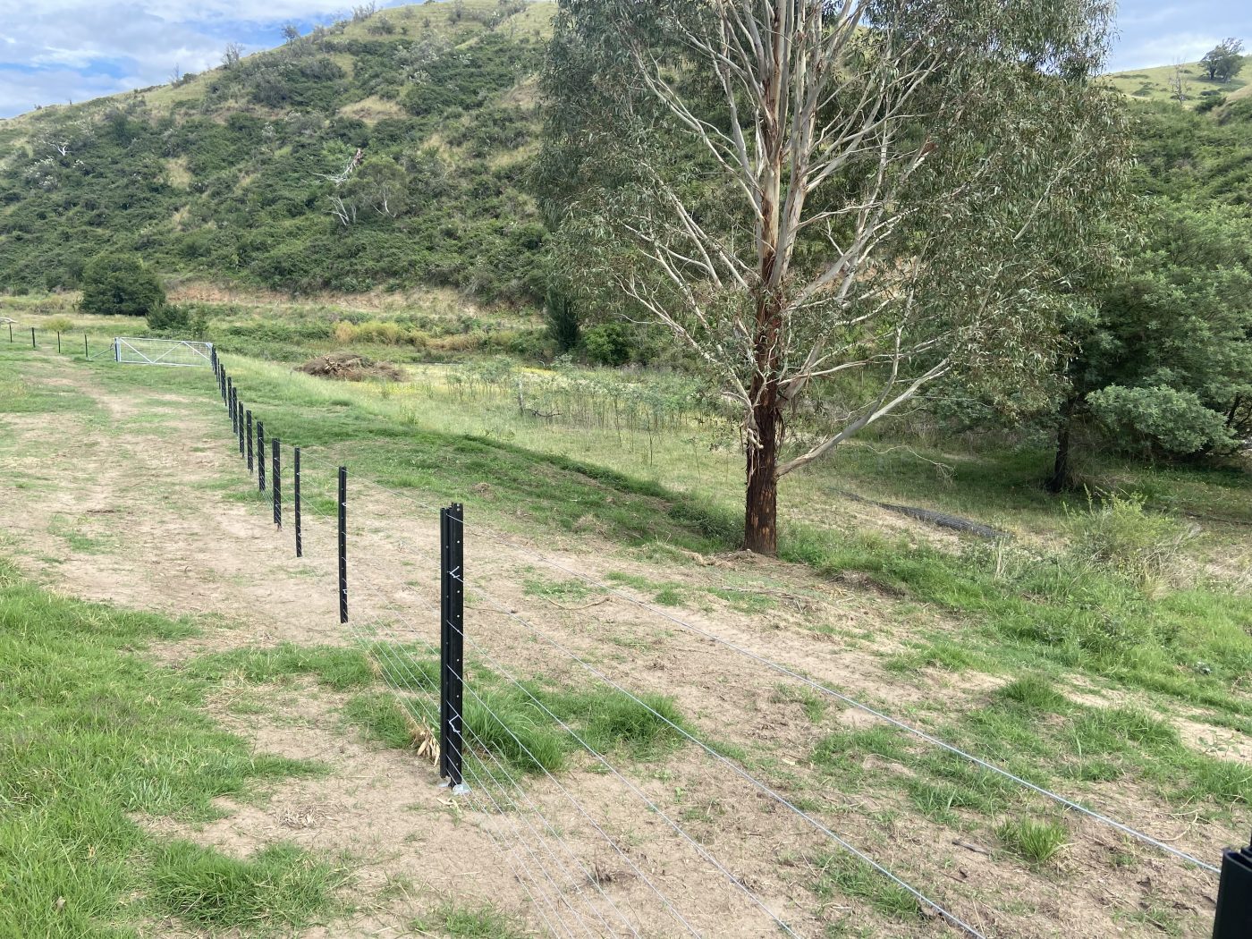PERMANENT FENCING SOLUTION DESIGNED TO FENCE ANYWHERE AND EVERYWHERE ...