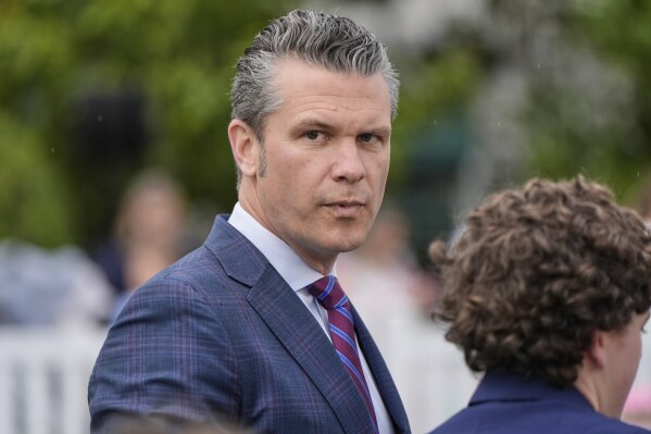 Trump's Defense Secretary Pete Hegseth Caught in a Group Chat Mess Amid ...
