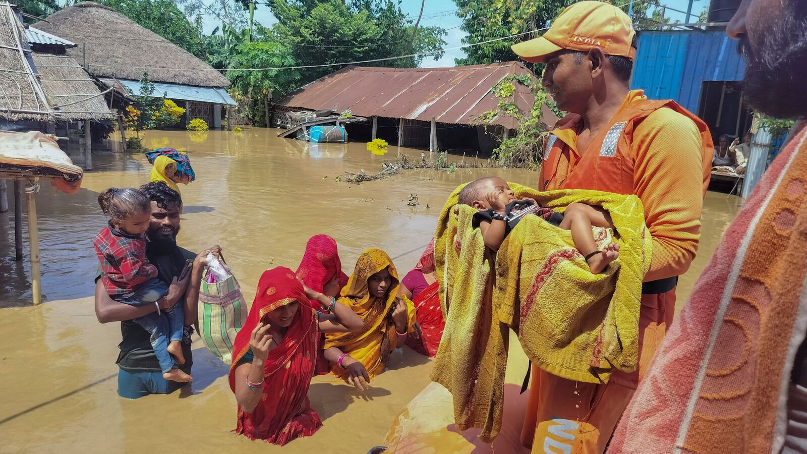Particle News: Bihar Floods Impact Over 1 Million as River Embankments ...