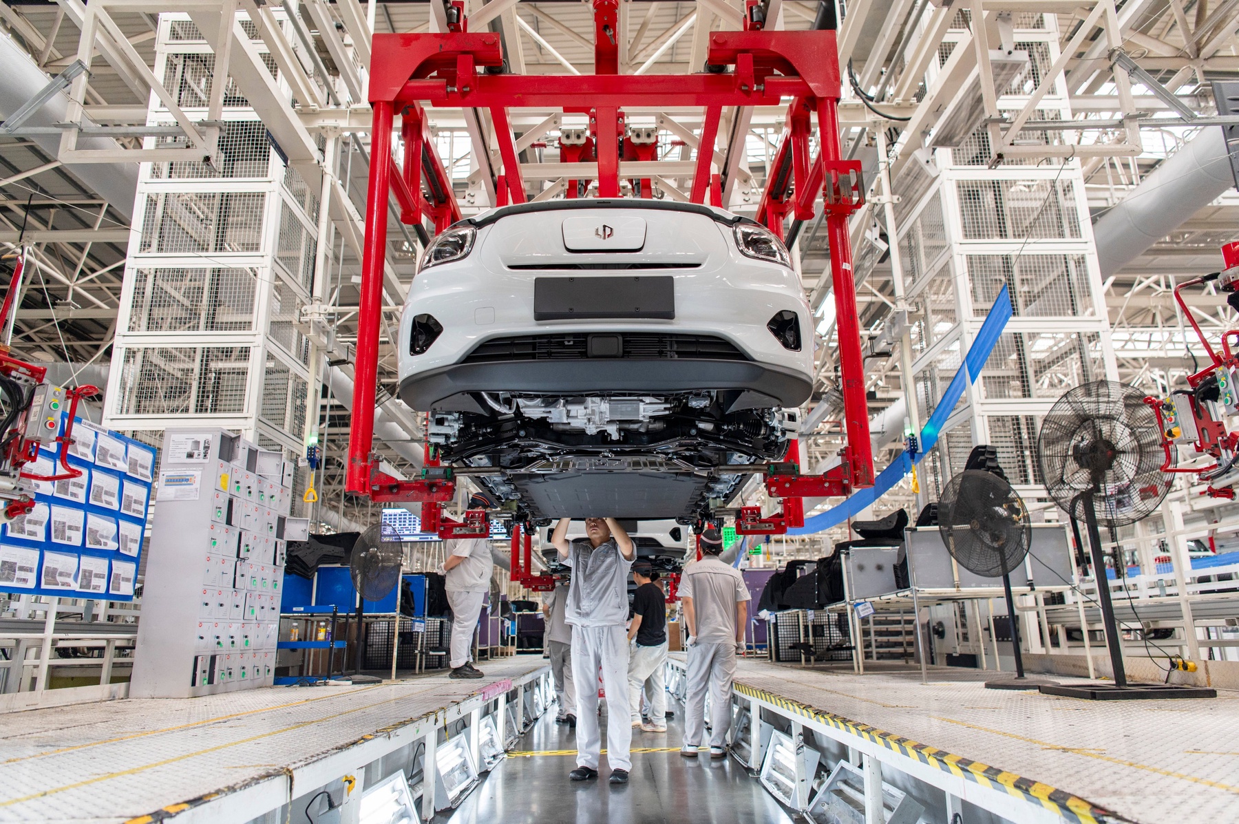 Particle: China Opens Two Sessions to Set Lower Growth Goal and Ratify ...