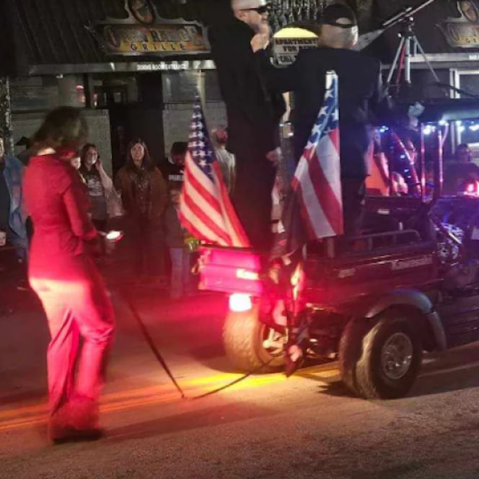 Particle News: Pennsylvania Halloween Parade Float Depicting Kamala ...