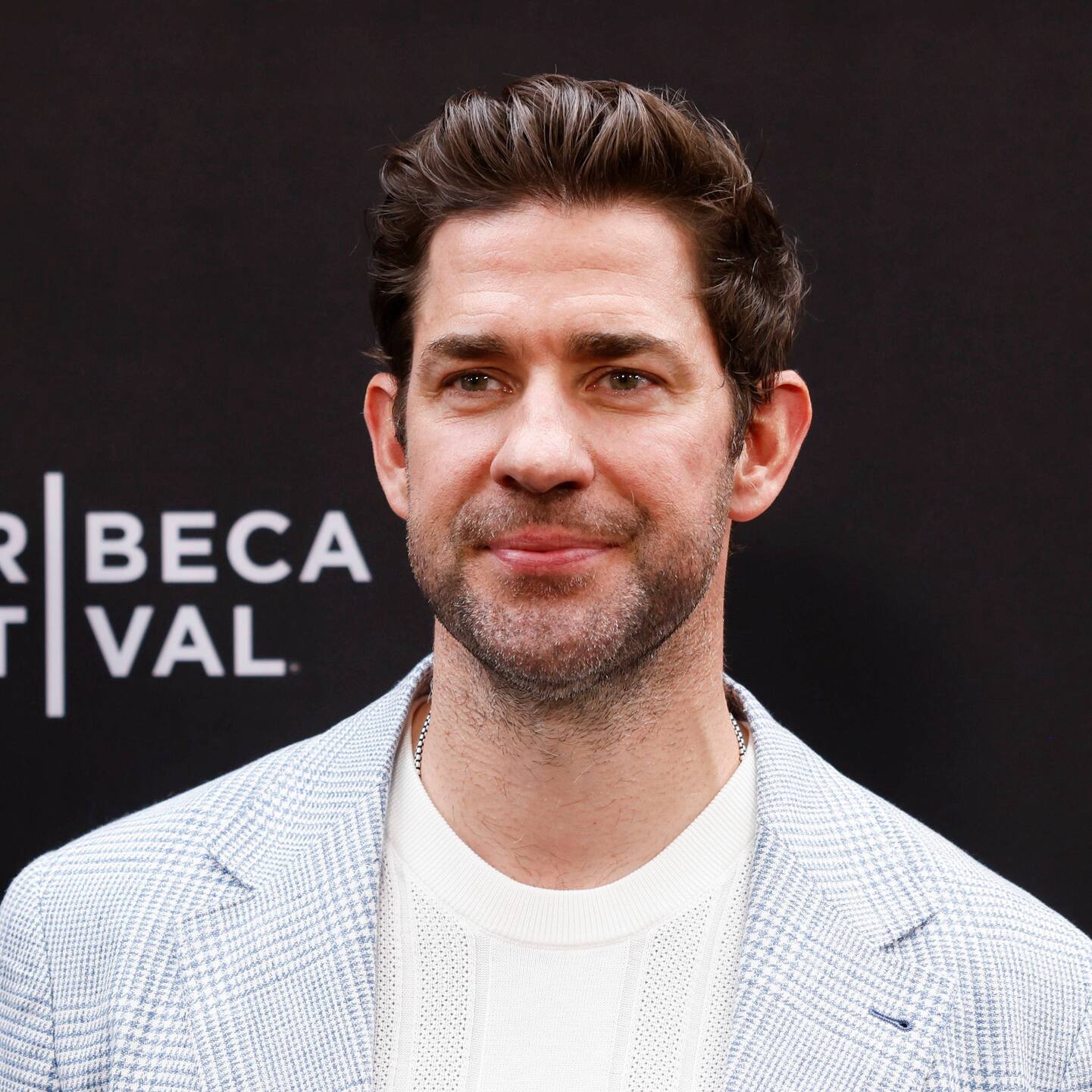 Particle News: John Krasinski Crowned People Magazine's Sexiest Man Alive for 2024