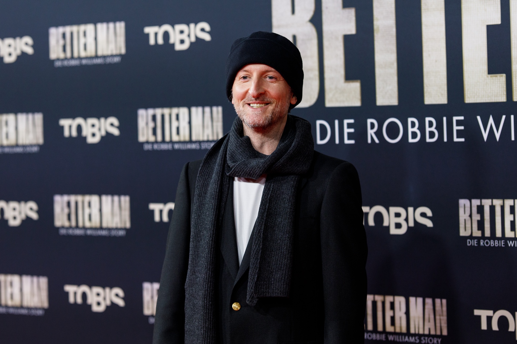 Particle News: Robbie Williams Biopic 'Better Man' Features CGI Monkey ...