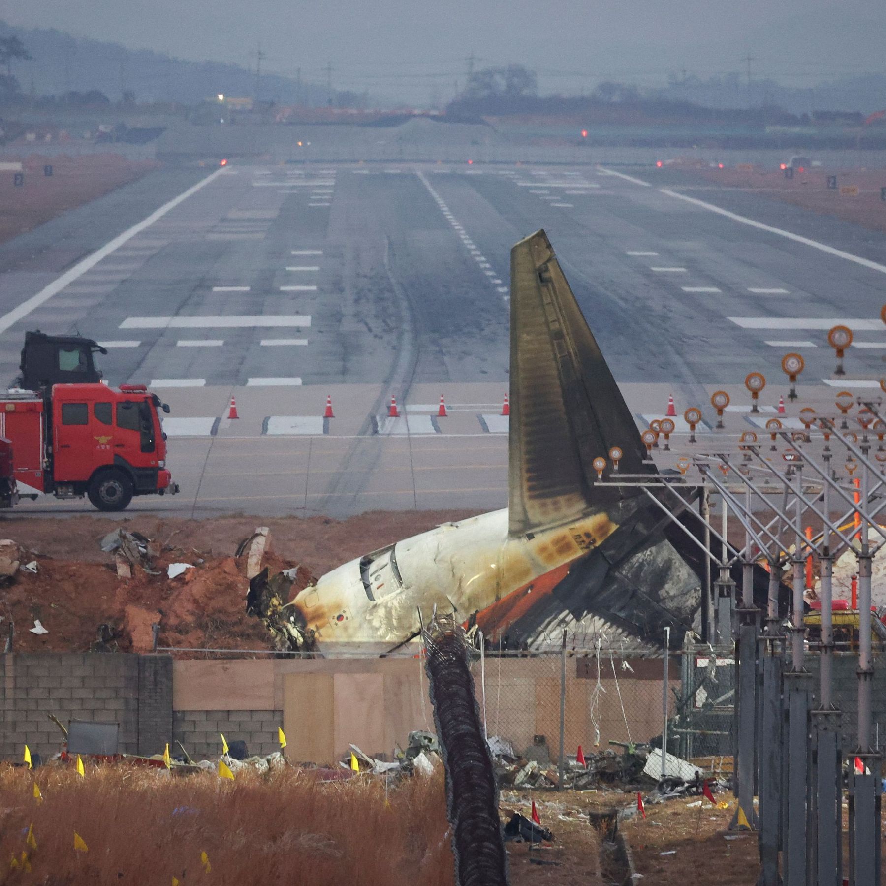 Particle News: South Korea’s Deadliest Plane Crash Raises Questions ...